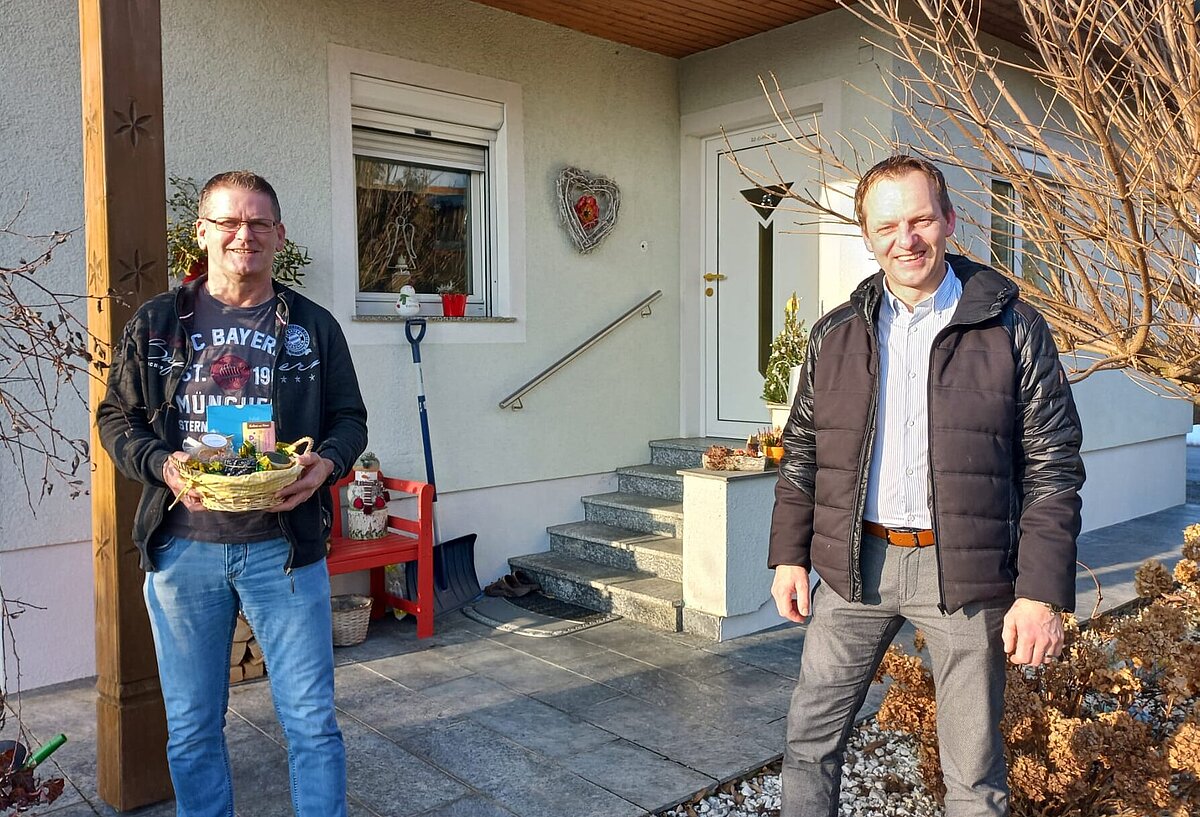Plogging - Laufschuh trifft Müllsack: OÖVP Prambachkirchen